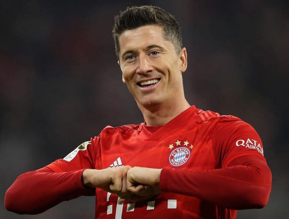 Robert Lewandowski | Biography, Height, Weight and Position